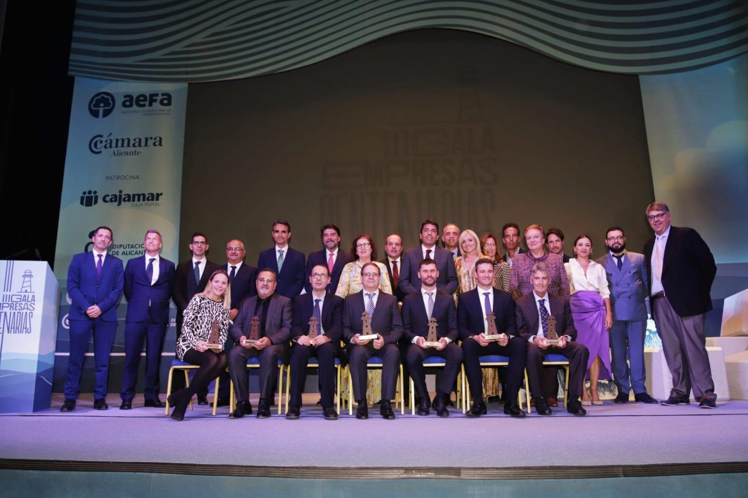 Cámara, AEFA, Diputación y Ayuntamiento de Alicante y Cajamar reconocen ...